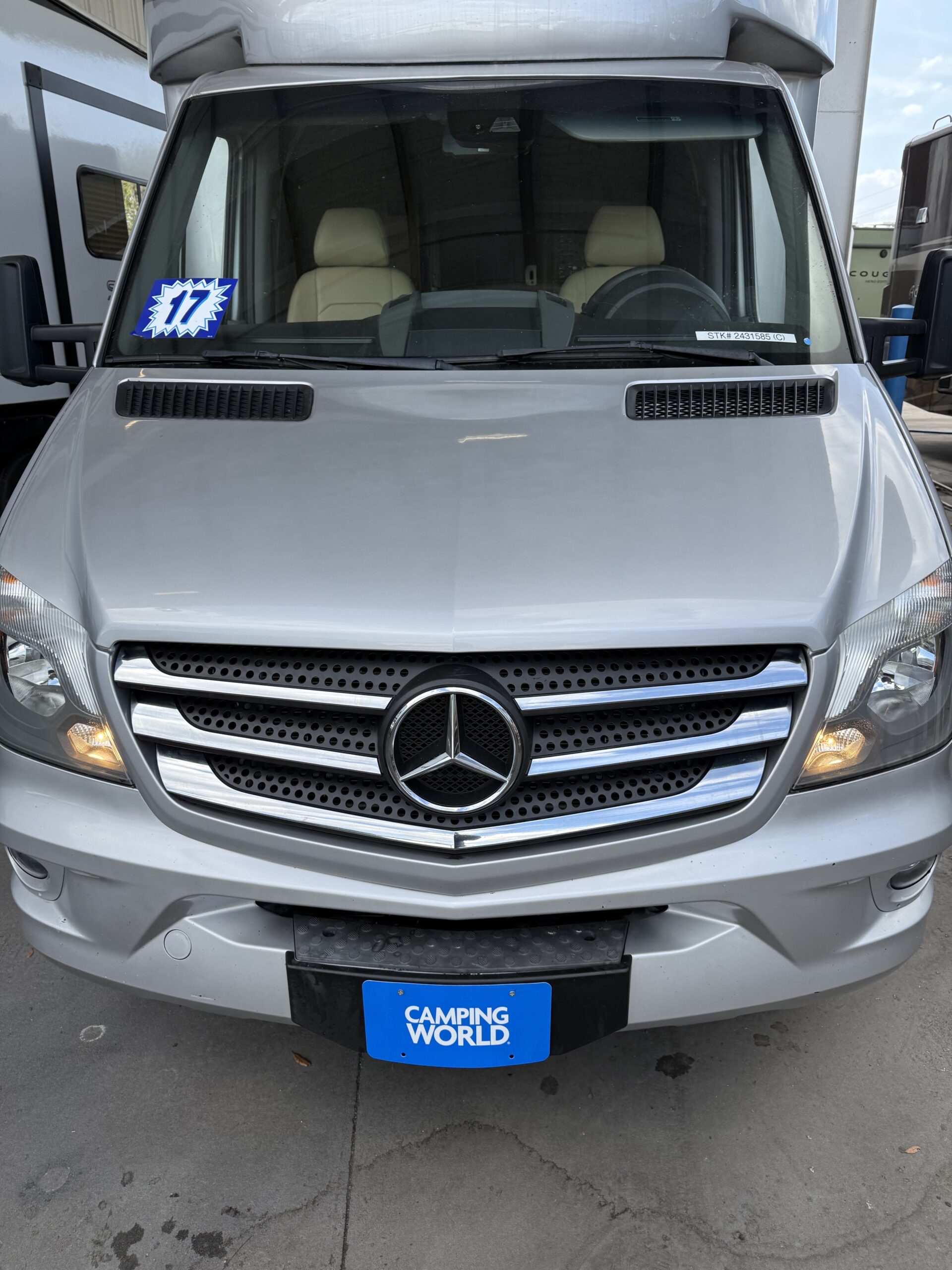 How to Choose the Best Custom Graphics for Your RV: A Step-by-Step ...